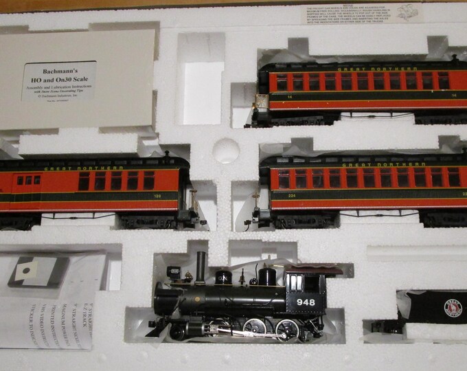 Bachmann Narrow Gauge Express Great Northern Complete On30 Scale Train ...