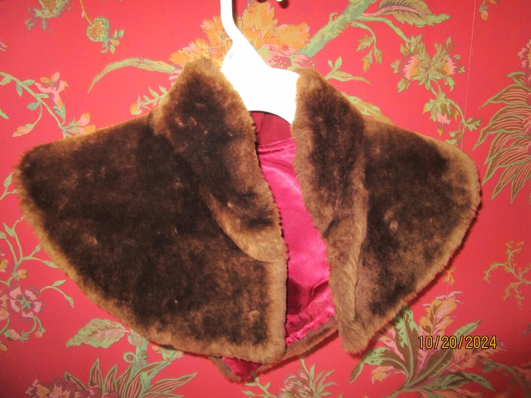 Beautiful Vintage Faux Fur Stole With Red Satin Lining - Etsy