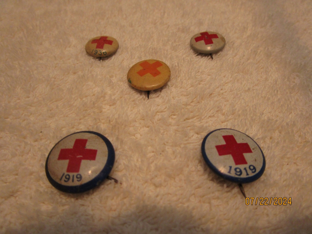 Vintage Red Cross Pins 1915, 1936 and Undated - Etsy