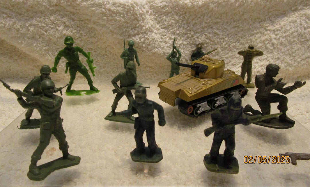 Matchbox Lesney Battle Kings Tank and Plastic Army Men - Etsy