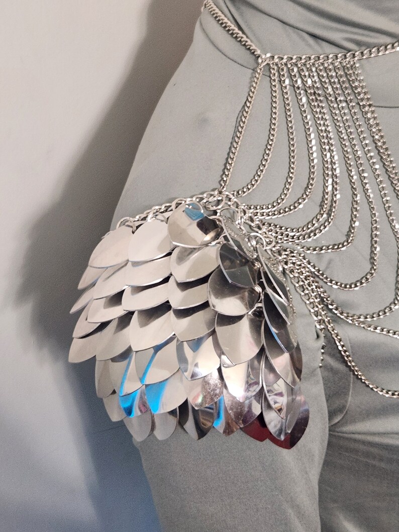 Dragon Scales, Scale Mail Shoulder Armor Pauldron. - Etsy