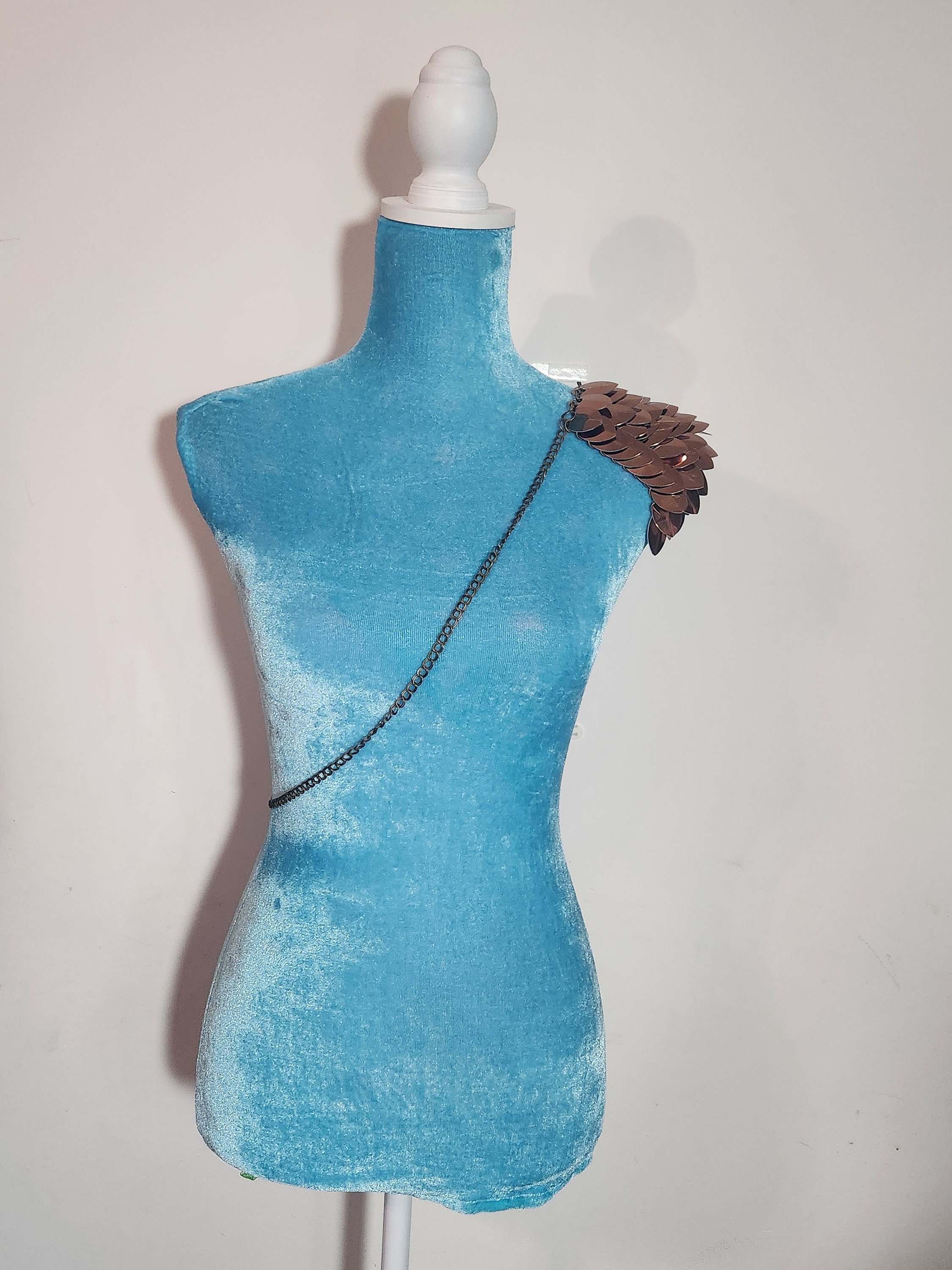 Unisex, Longer Scale Mail, Dragon Scales Shoulder Armor Pauldron, in ...