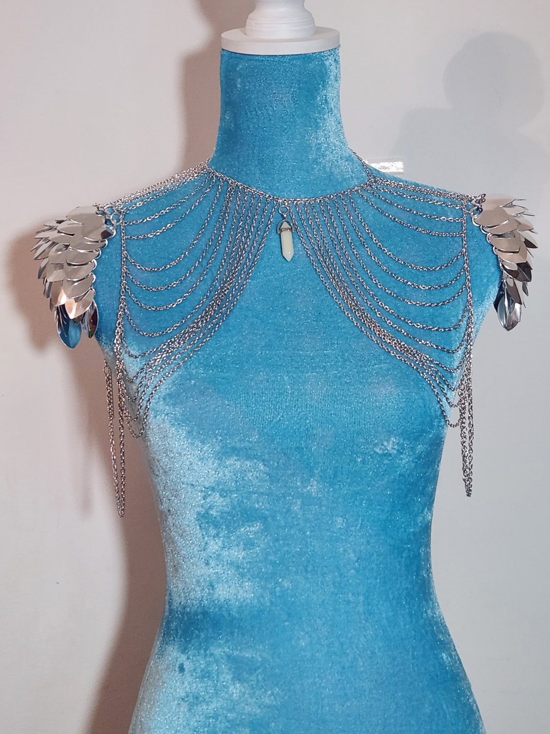 Scalemaille, Dragon Scales, Scale Mail Shoulder Armor Pauldron - Etsy