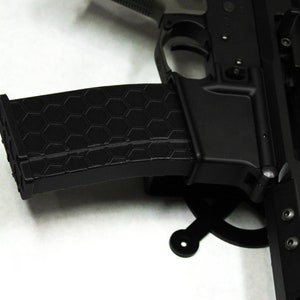 AR15 and Airsoft M4 Honeycomb Wall Mount - Etsy