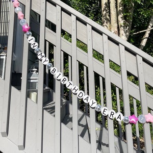 TAYLOR SWIFT BIRTHDAY Friendship Bracelet Garland - Etsy