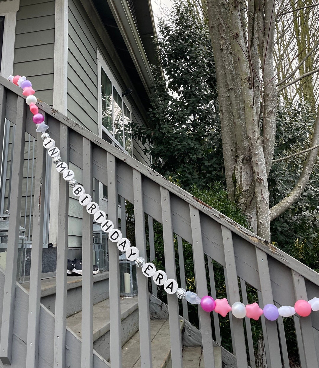 TAYLOR SWIFT BIRTHDAY Friendship Bracelet Garland - Etsy