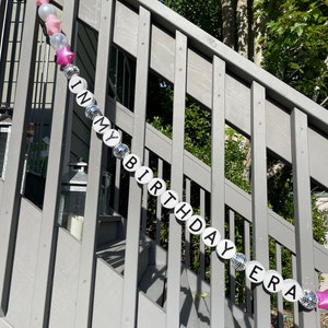 TAYLOR SWIFT BIRTHDAY Friendship Bracelet Garland - Etsy