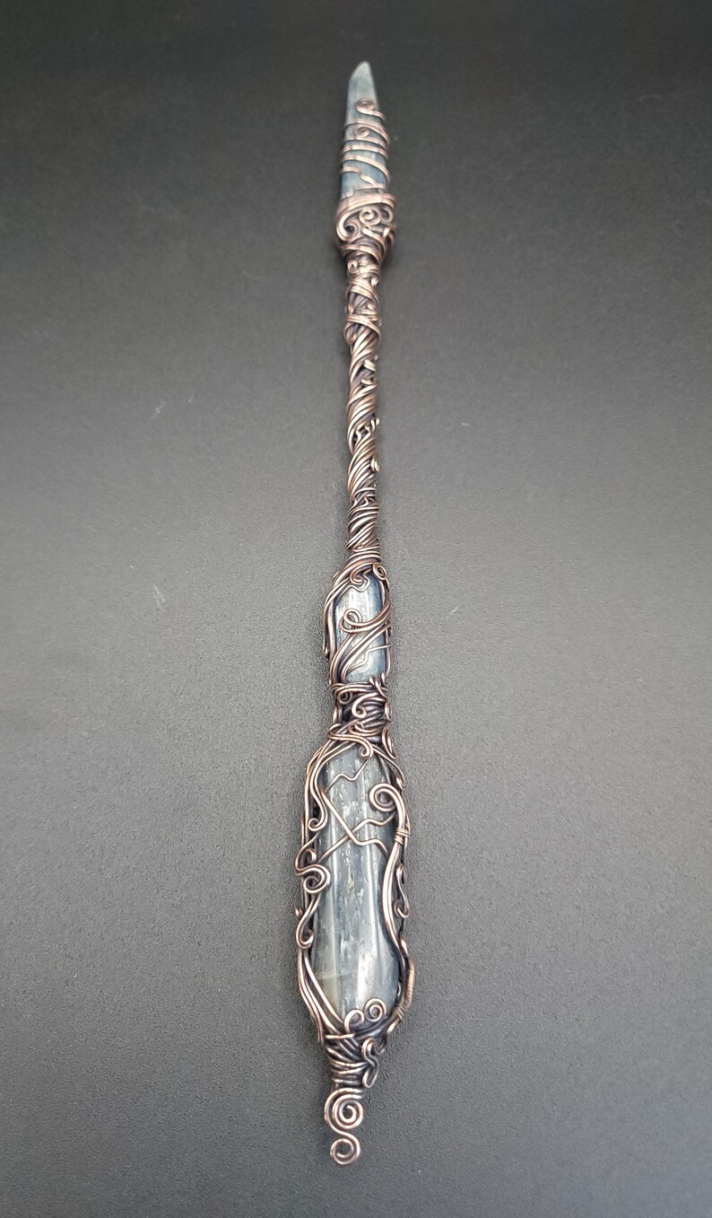 Blue Kyanite Wand: Copper Crystal Altar Ritual Tool - Etsy