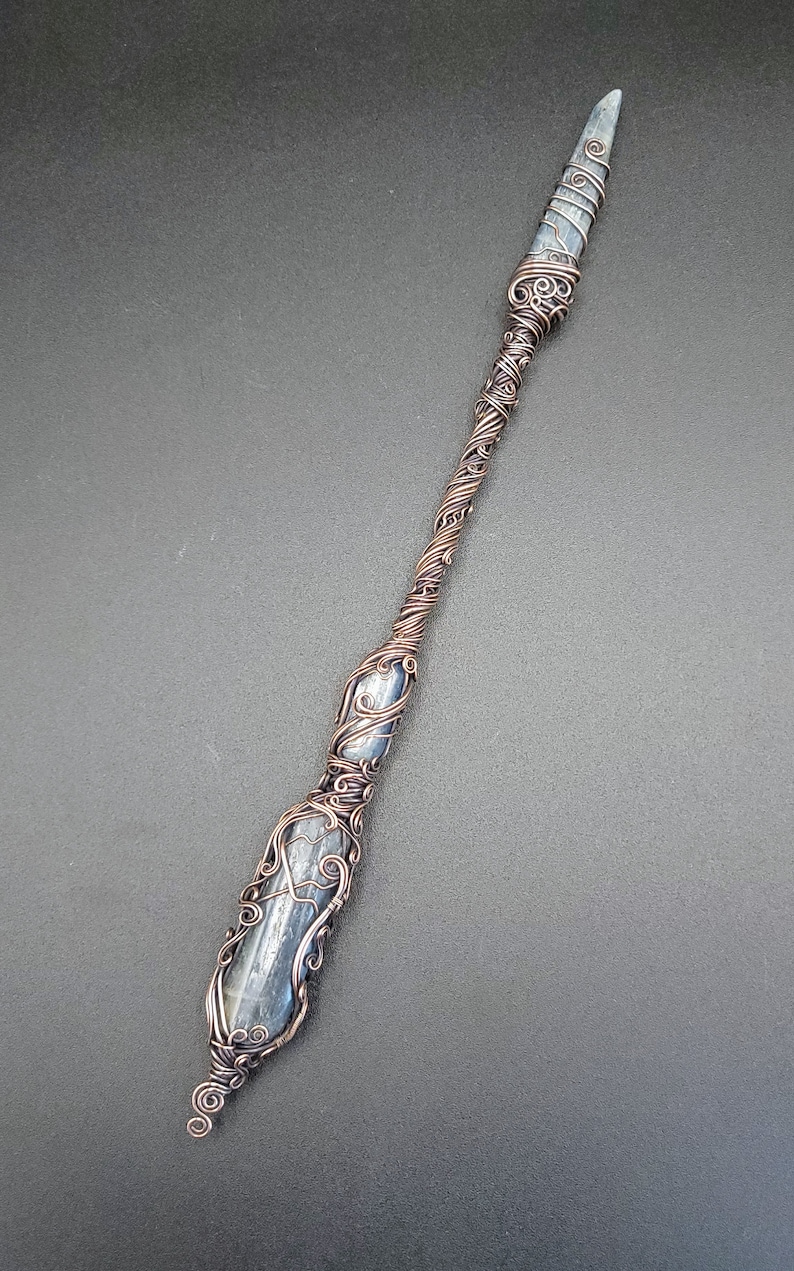 Blue Kyanite Wand: Copper Crystal Altar Ritual Tool - Etsy