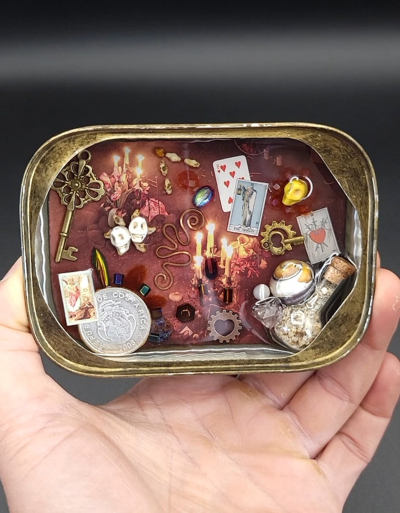 Ofrenda, Mini Collage, Sardine Can Crafts, Refrigerator Magnet, Tiny ...