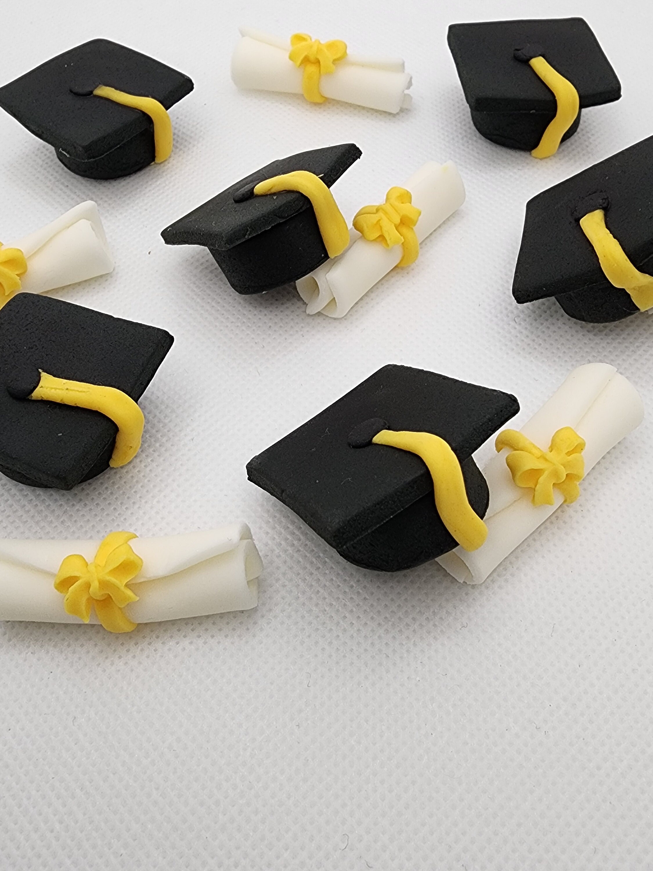 Graduation Fondant Cupcake Topper for Grad Edible Decoration - Etsy