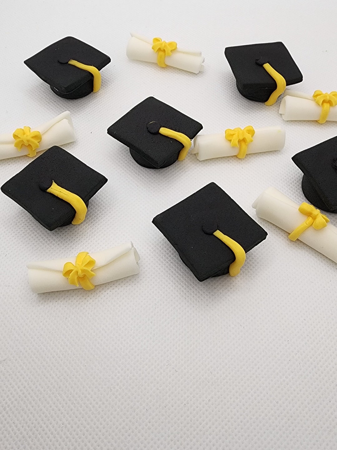 Graduation Fondant Cupcake Topper for Grad Edible Decoration - Etsy