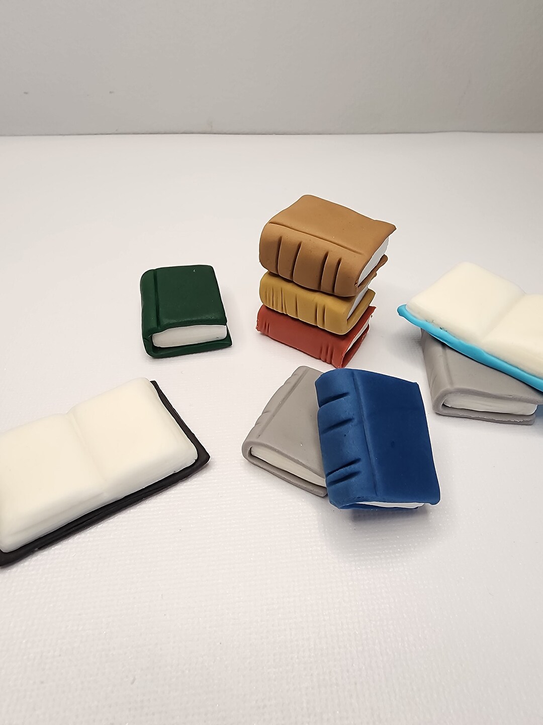 Fondant Book Cupcake Topper for Book Lover Cake Topper Mini Books for ...