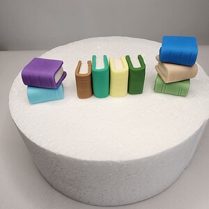 Mini Book Cake Toppers: Book Lover Edible Birthday Cupcake Decorations ...