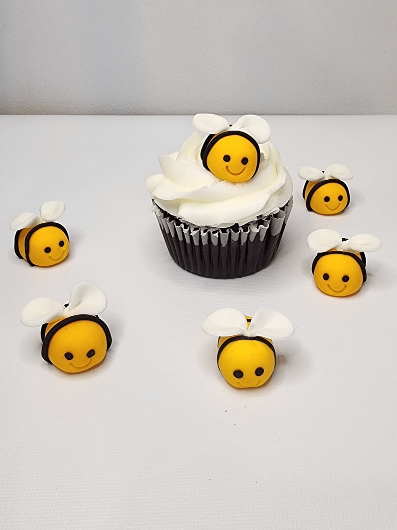 Bee Cupcake Topper Edible Bees Cake Decoration for Bee Birthday - Etsy