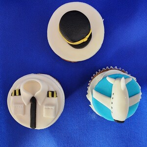Pilot Cake Airplane Cupcake Topper for Pilot Party for Adult Fondant ...