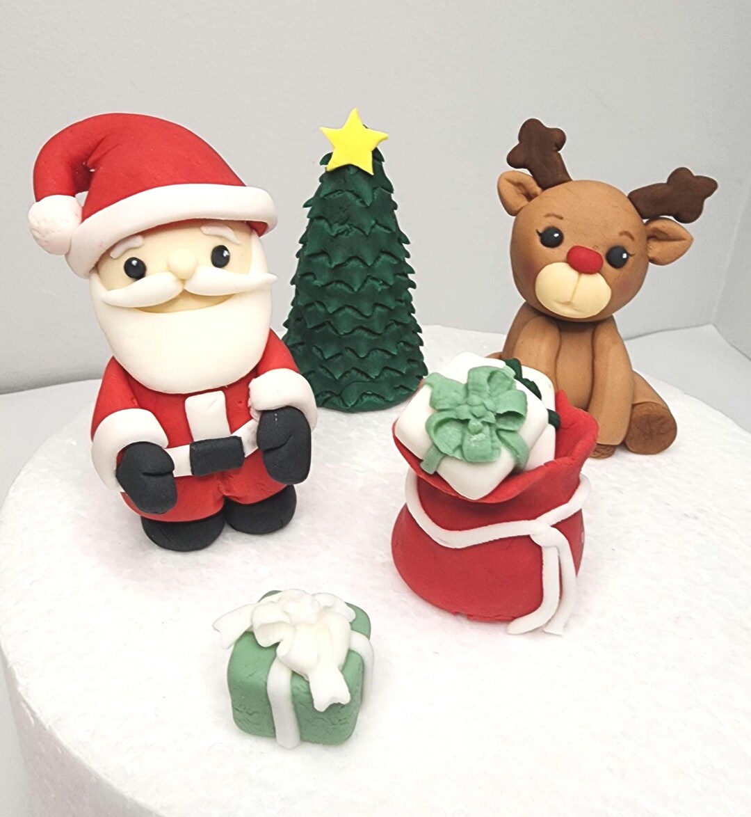 Santa Cake Topper Christmas Scene Fondant Cake Decorations Santa ...