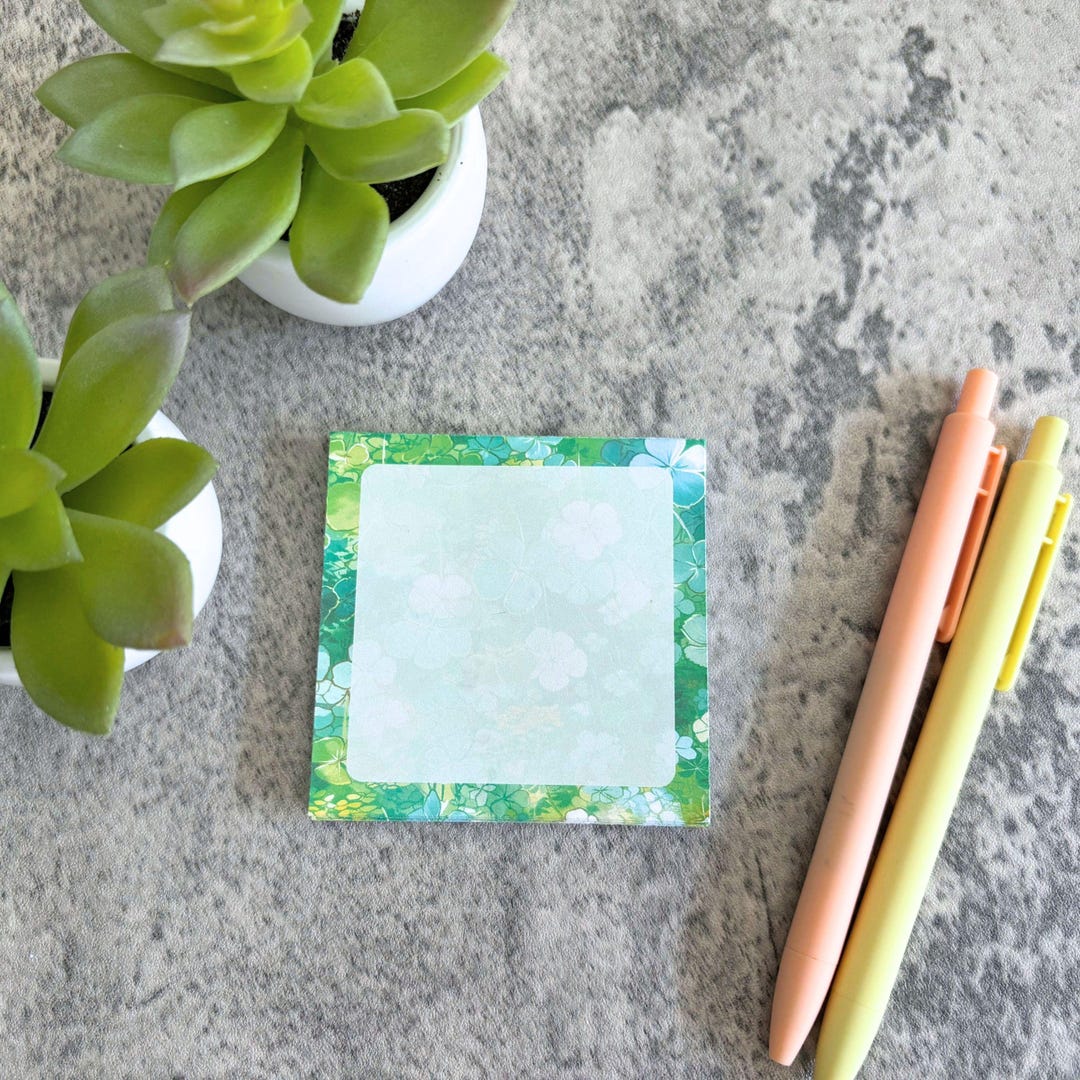 Lucky Clover Memo Pad, Kawaii Aesthetic, Notepad for Notetaking and ...