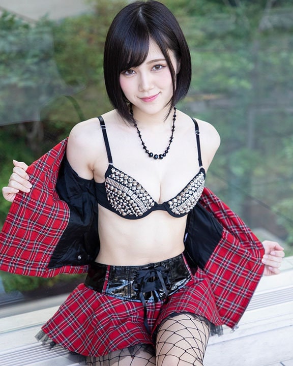 Remu Suzumori 8x10 Jav Celebrity Photo Photograph - Etsy