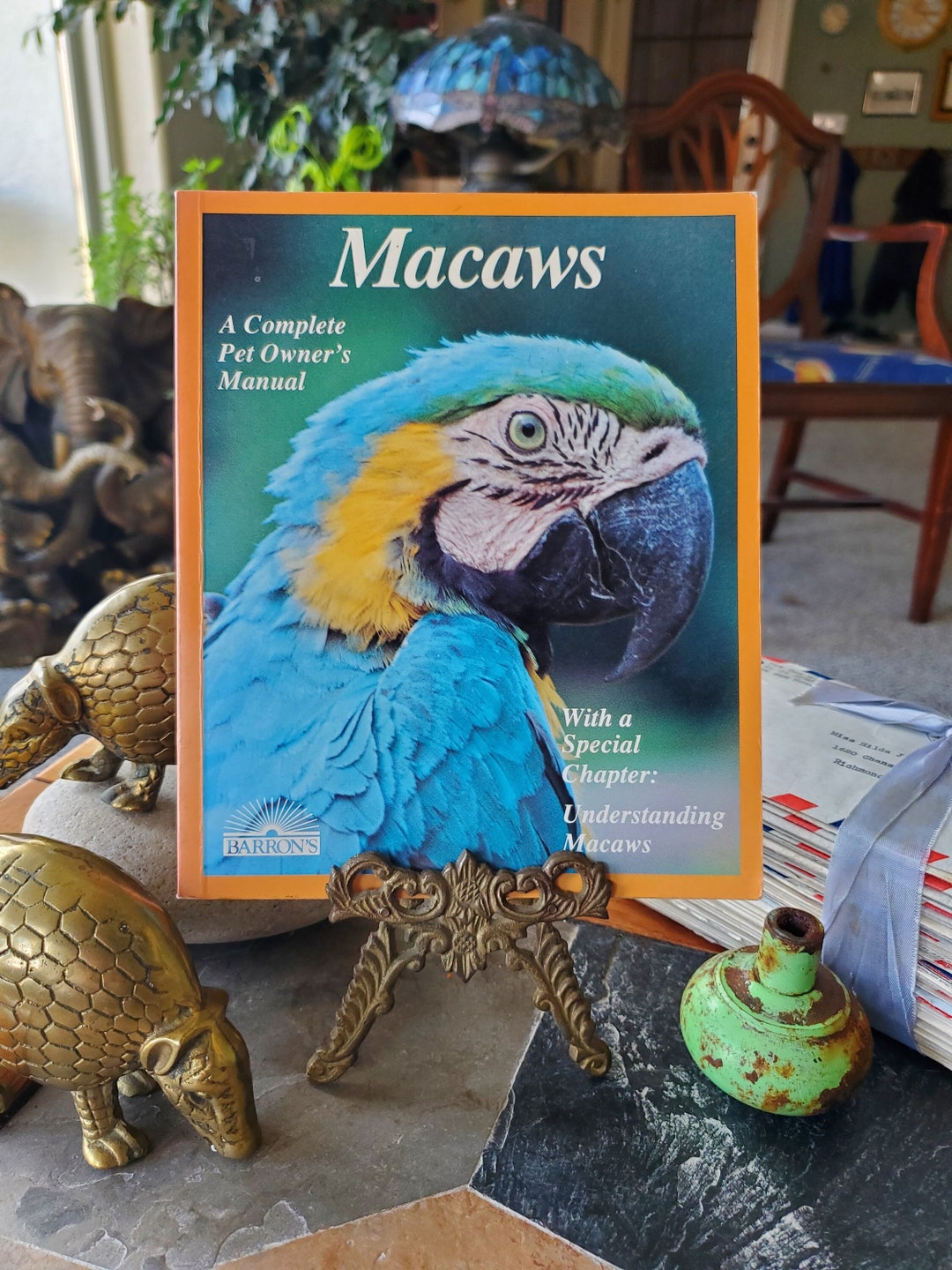 Macaws - Roger G. Sweeney - Vintage Book - 1992 - Paperback - A ...