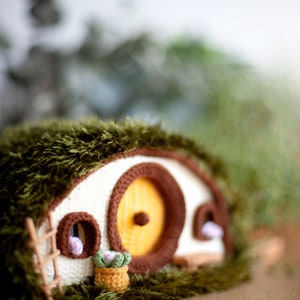 Amigurumi Crochet Pattern Hobbit House, Crochet Hobbit House, Crochet ...