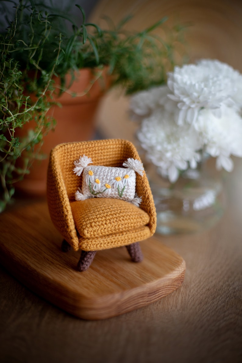 Crochet Armchair and Pillow, Amigurumi Pattern, Miniature Furniture ...