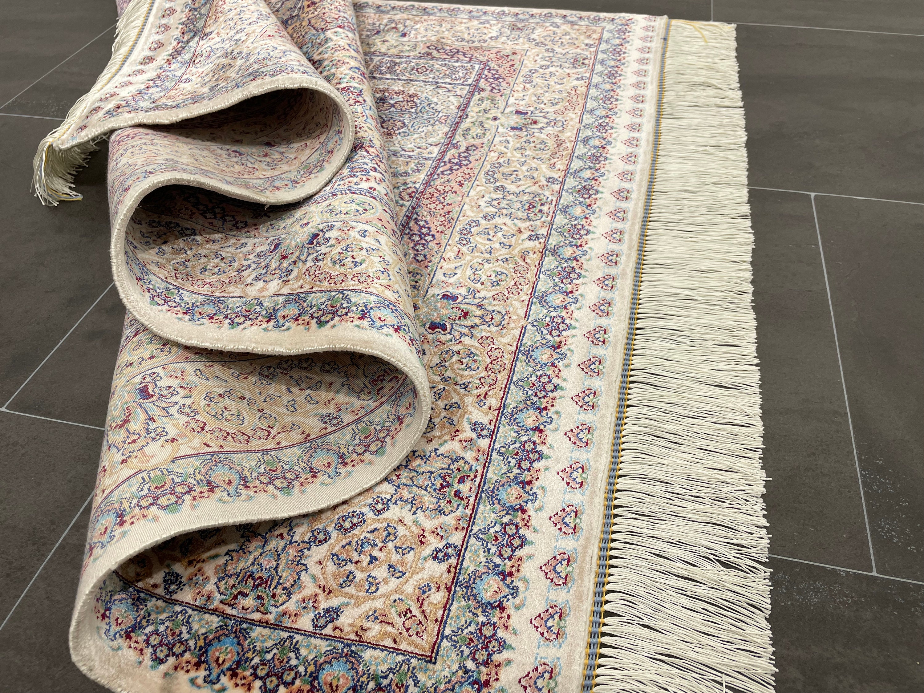 2x3 Classic Design Silk Rug, Beige Silk Rug, %100 Bamboo Silk Rug, Top ...