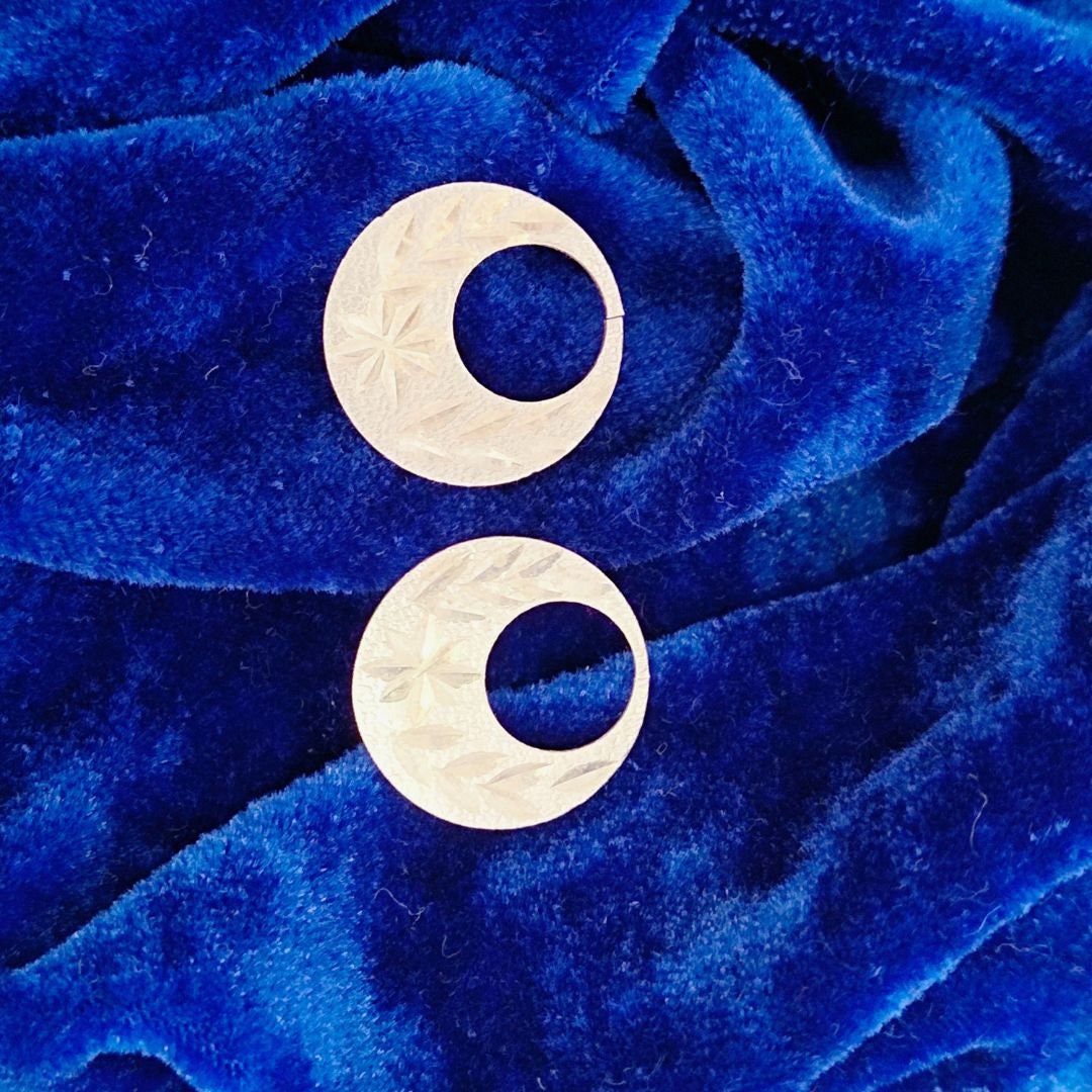 Handcrafted Silver Earrings Bali Nattiyan for Men, Women, Boys, and ...