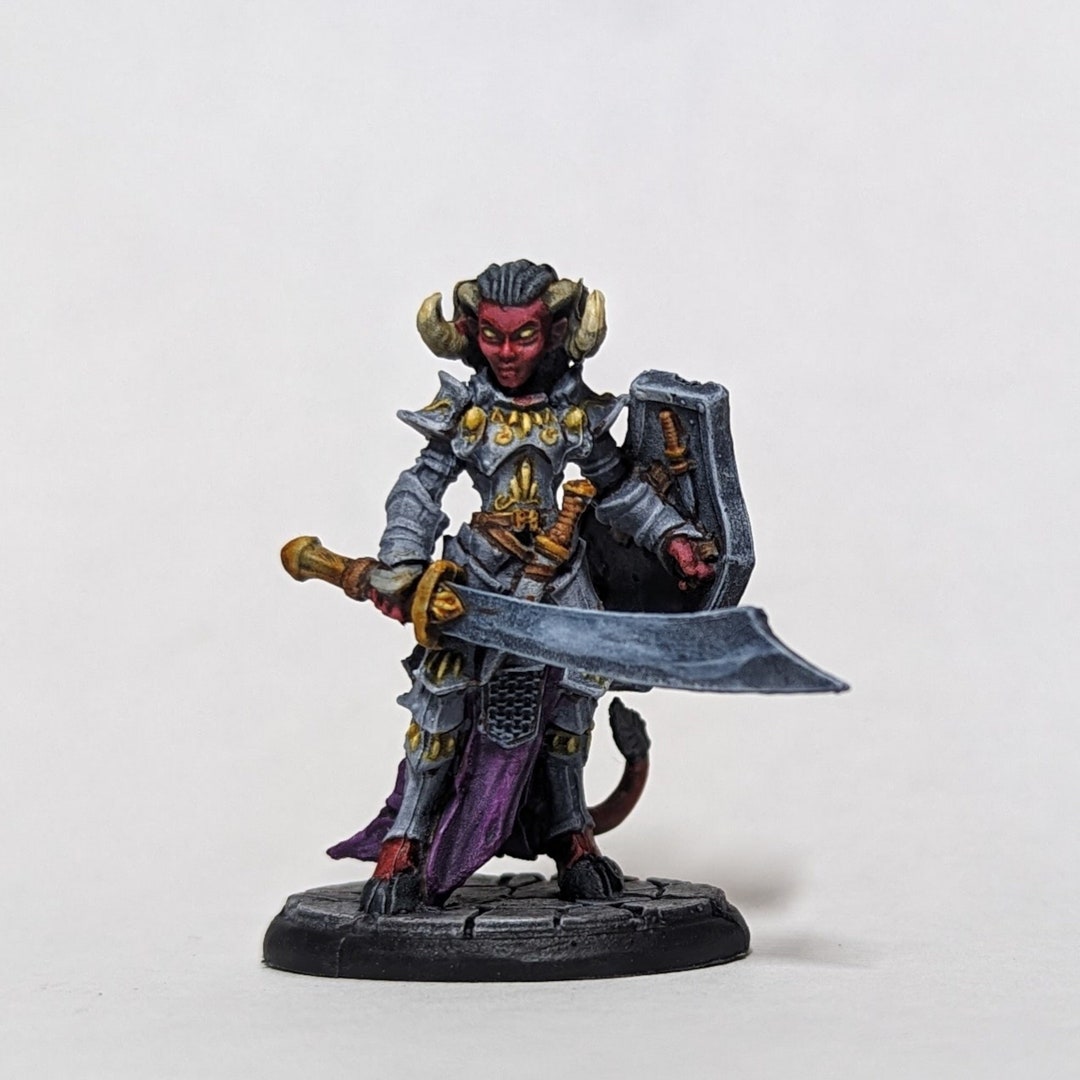 Tiefling Paladin / Fighter / Warrior Mini for Dungeons & Dragons ...