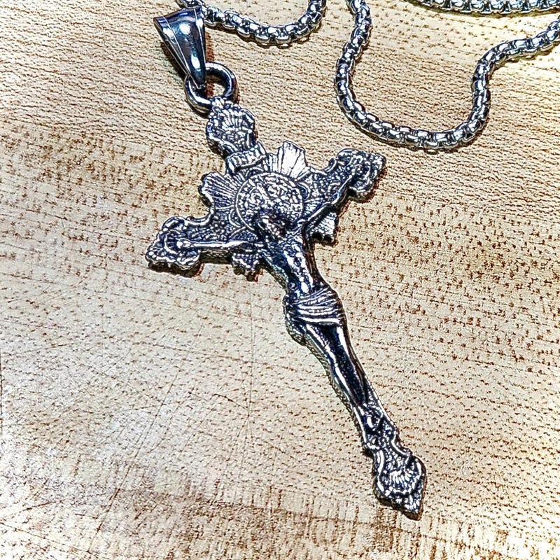 Unique Crucifix - Etsy