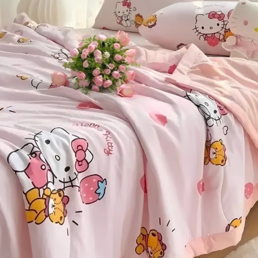 Cozy Hello Kitty Blanket Hello Kitty Polyester Blanket Perfect for ...