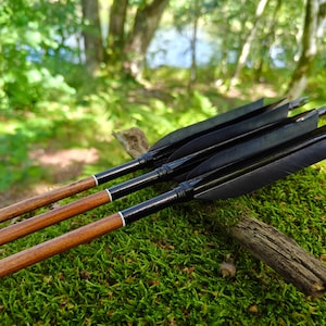 Handmade Traditional Wood Arrows - "raven" [set of 6] - Etsy