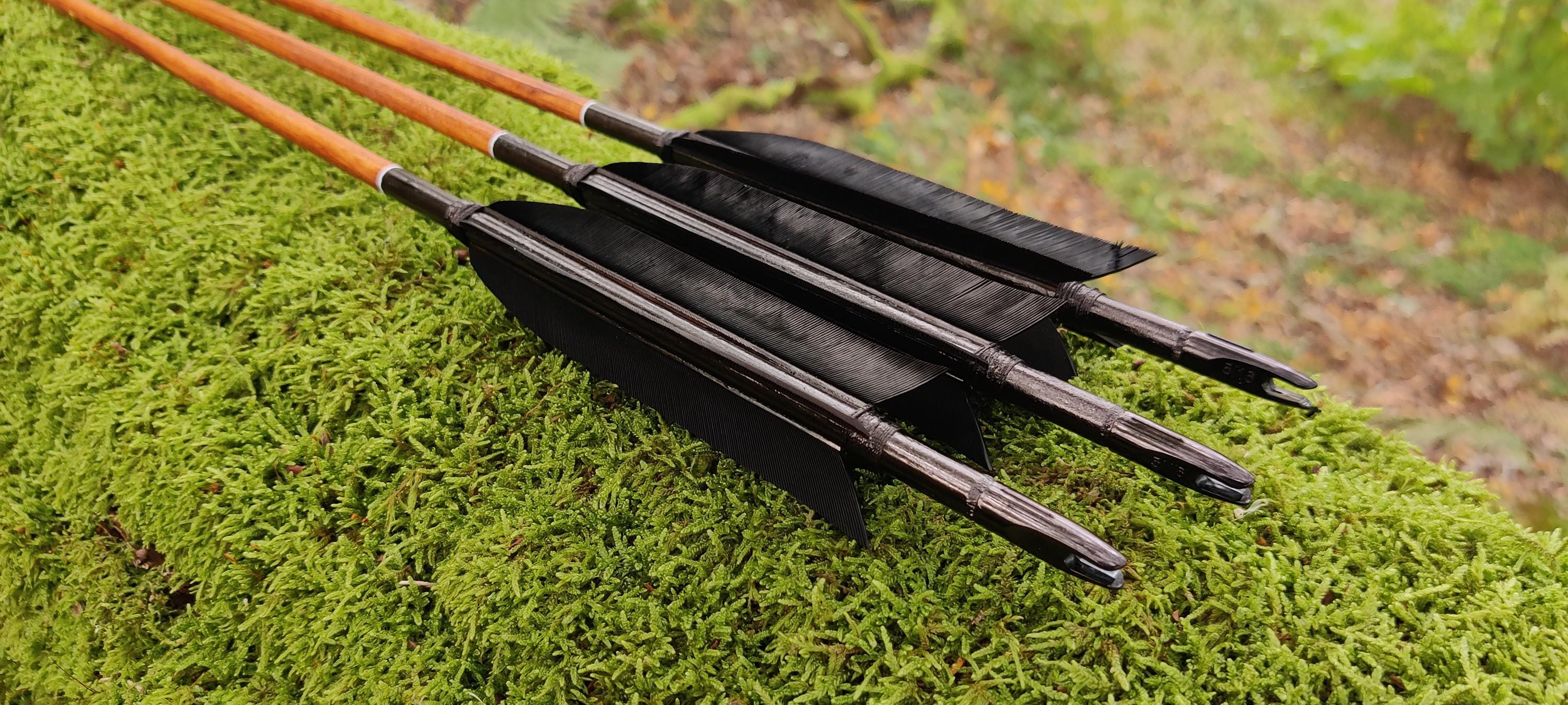 Handmade Traditional Wood Arrows - "raven" [set of 6] - Etsy