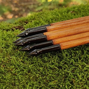 Handmade Traditional Wood Arrows raven set of 6 - Etsy