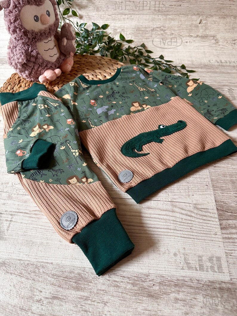 Children's Clothing Pants Sweater Set crocodile in - Etsy