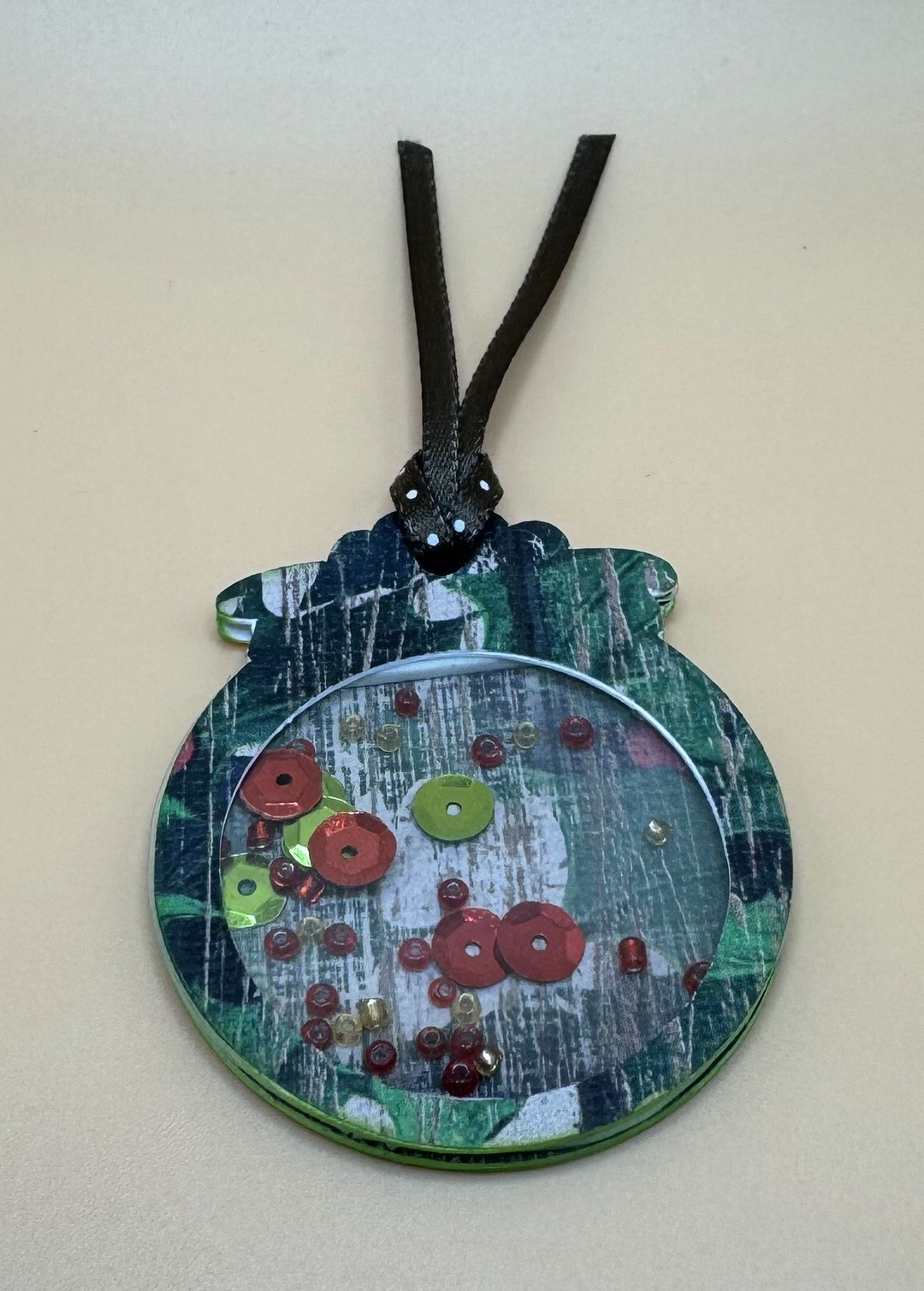 Set of 10 Shaker Tags With Textured Paper and Sequin/bead ...