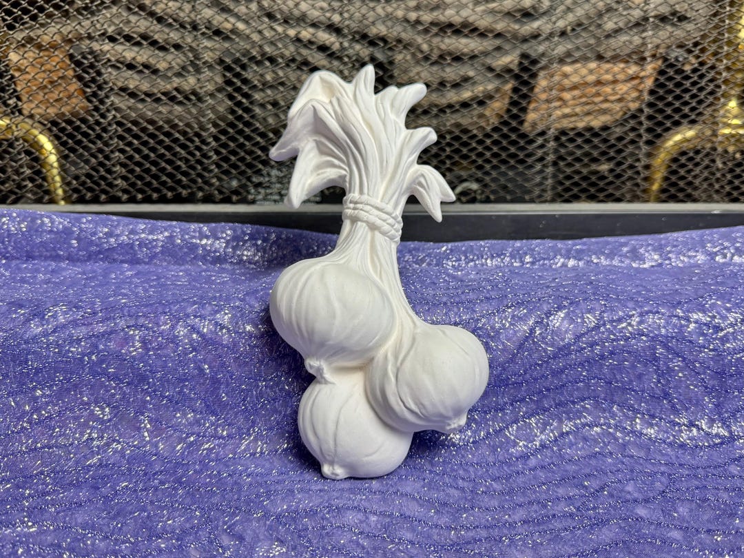 Ceramic Garlic Wall Art, Unpainted Ceramic Bisque Garlic Wall Plaque ...