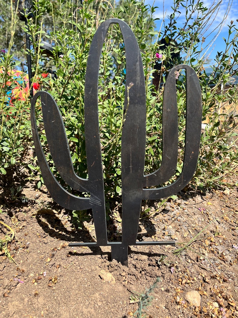 Metal Saguaro Cactus Garden Stake, Desert Cactus, Garden and Yard Art ...
