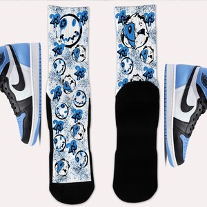 Jordan 1 UNC Toe Socks- Smiley-matching Custom Socks - Etsy