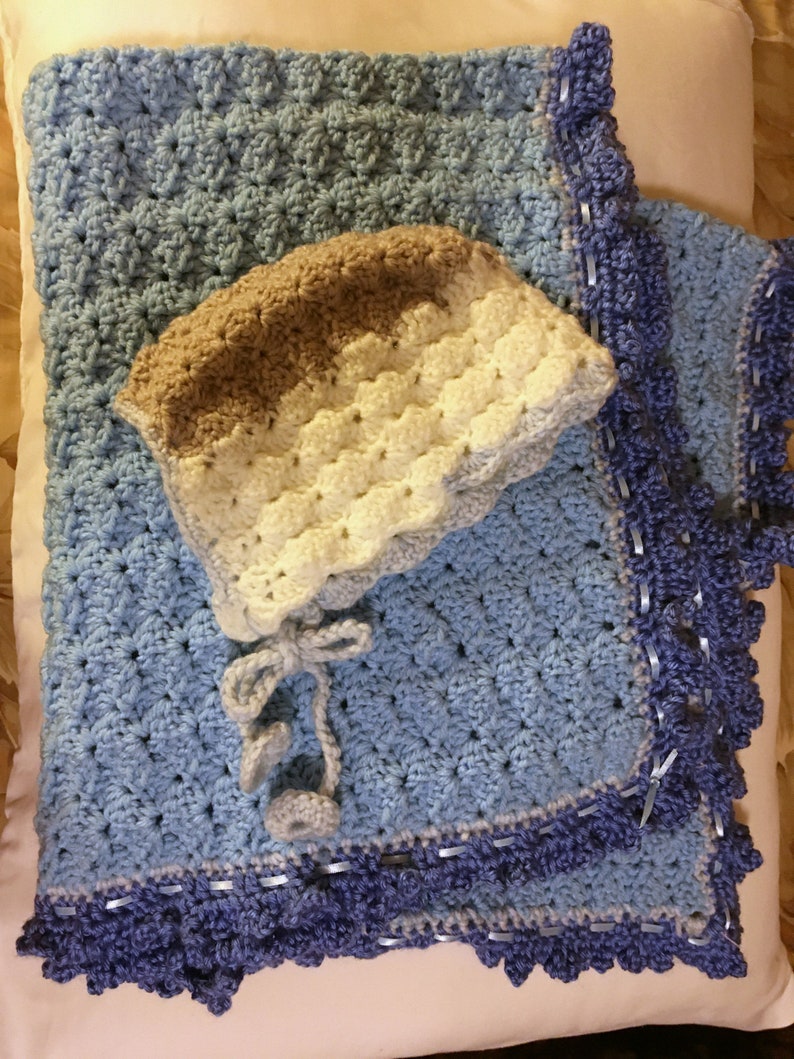 Shell Baby Blanket and Bonnet Set - Etsy