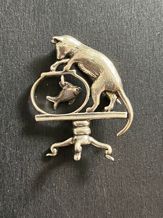 JewelryHunterFinds Jezlaine Sterling Silver Vintage Cat and Fishbowl Pin