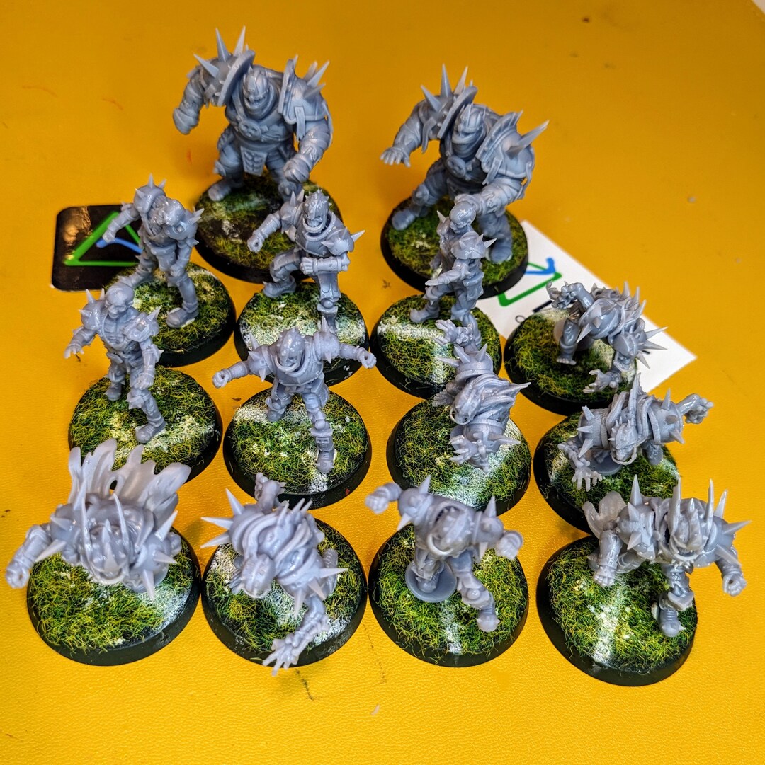 Undead Flesh Eater 16 Miniatures Undead Team Fantasy Football Bowl ...