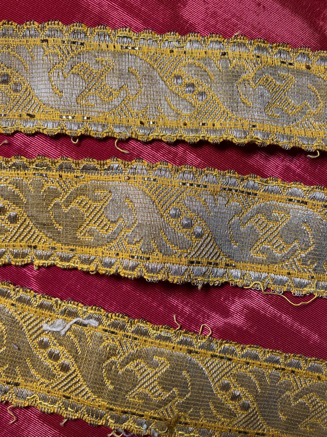 4.85 Meters of Antique Gold Trim Braid - Etsy