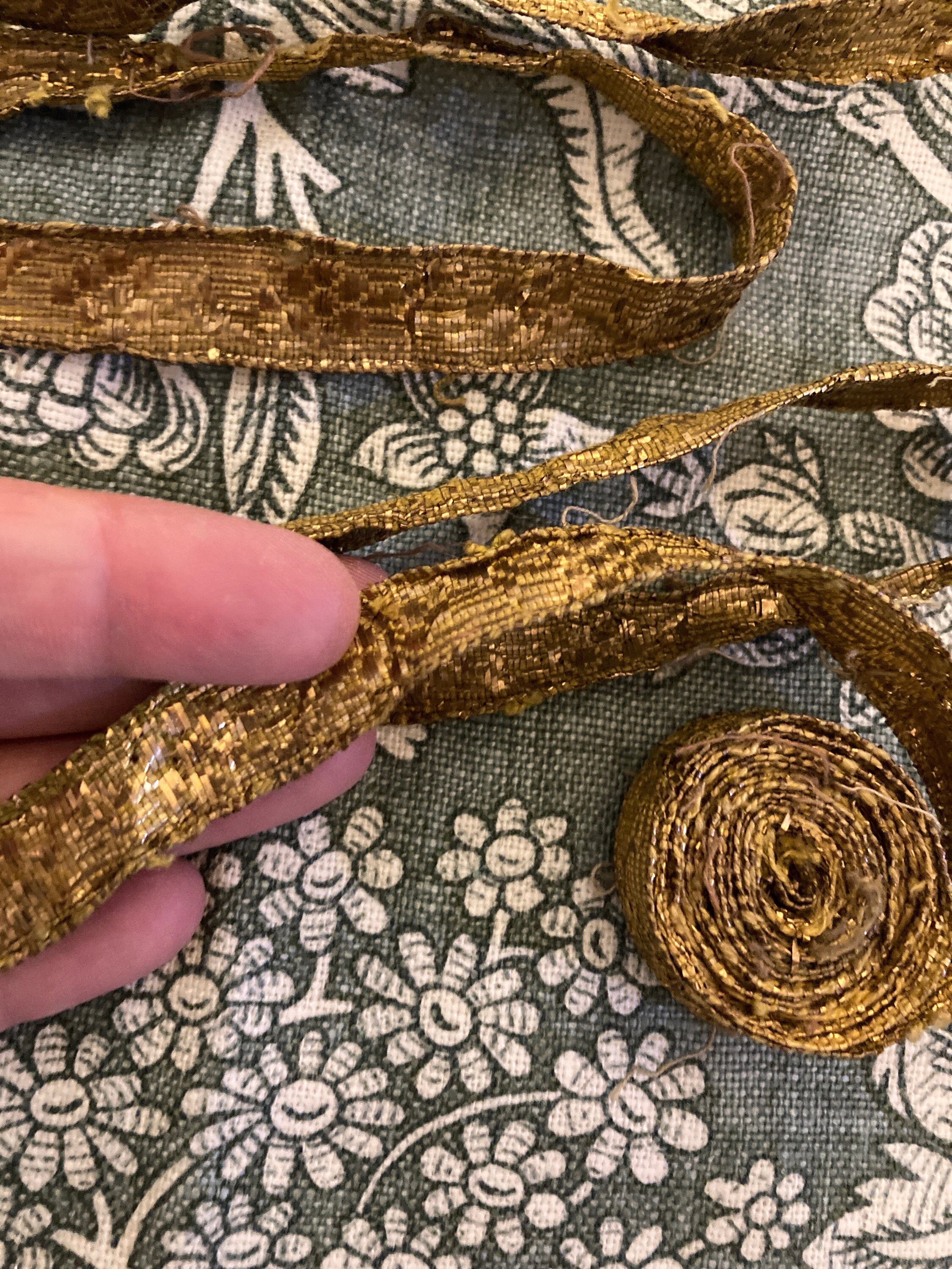 3 Meters of Exquisite Antique Gold Metallic Ribbon Trim Braid - Etsy