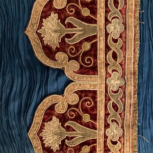 18th Century Antique Venetian Gold and Red Velvet Banner Appliqué - Etsy
