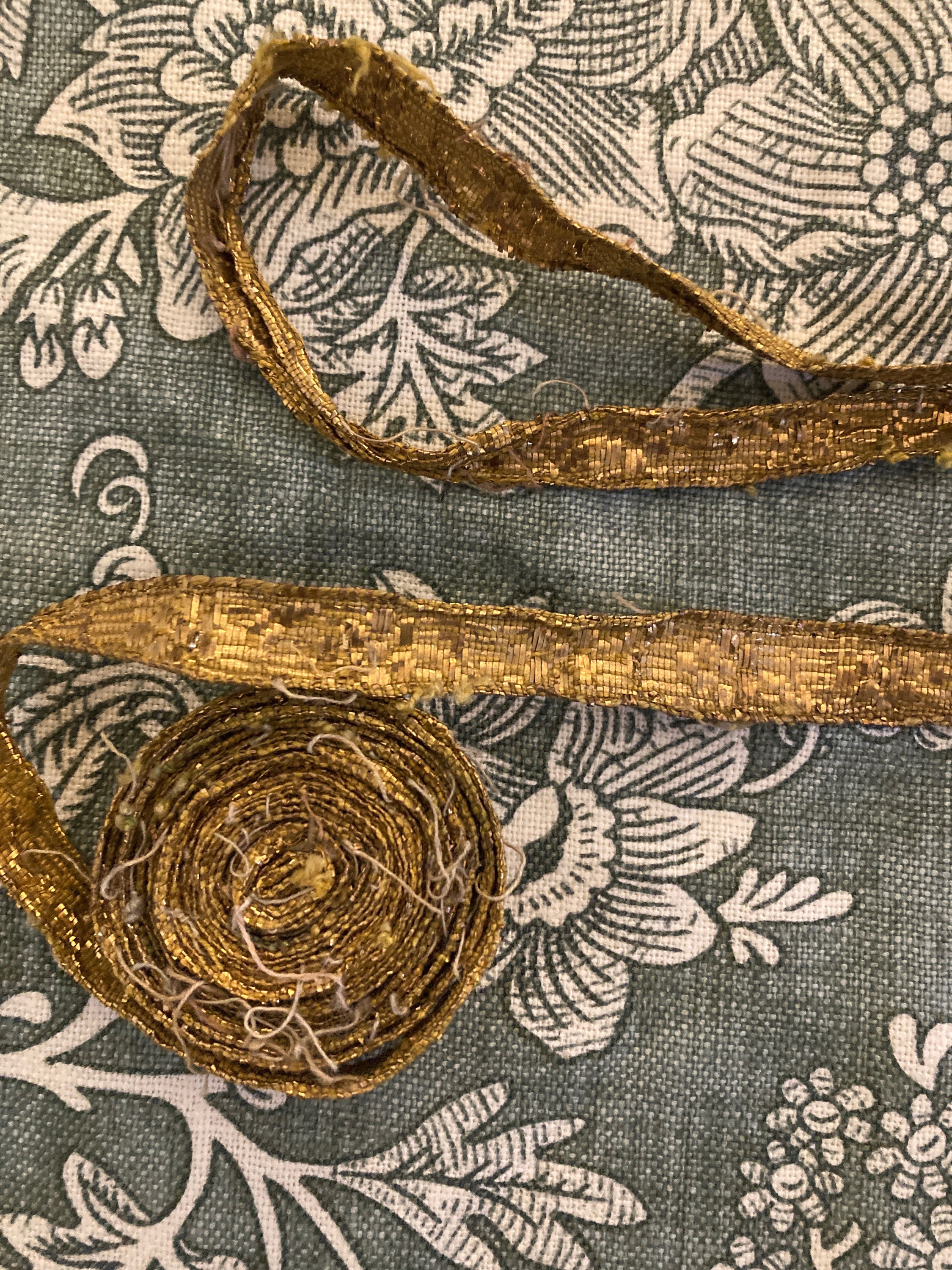 3 Meters of Exquisite Antique Gold Metallic Ribbon Trim. - Etsy