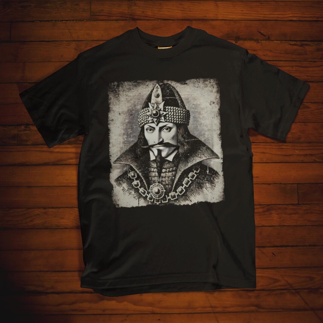 Vlad the Impaler Shirt Vintage-style T-shirt Gothic Apparel Gift Horror ...