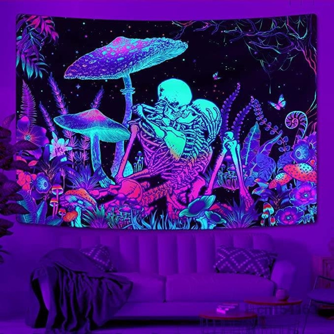 Black Light Skull Black Light Mushroom Tapestry Kissing Lovers Poster Uv Response Tapestry, - Etsy