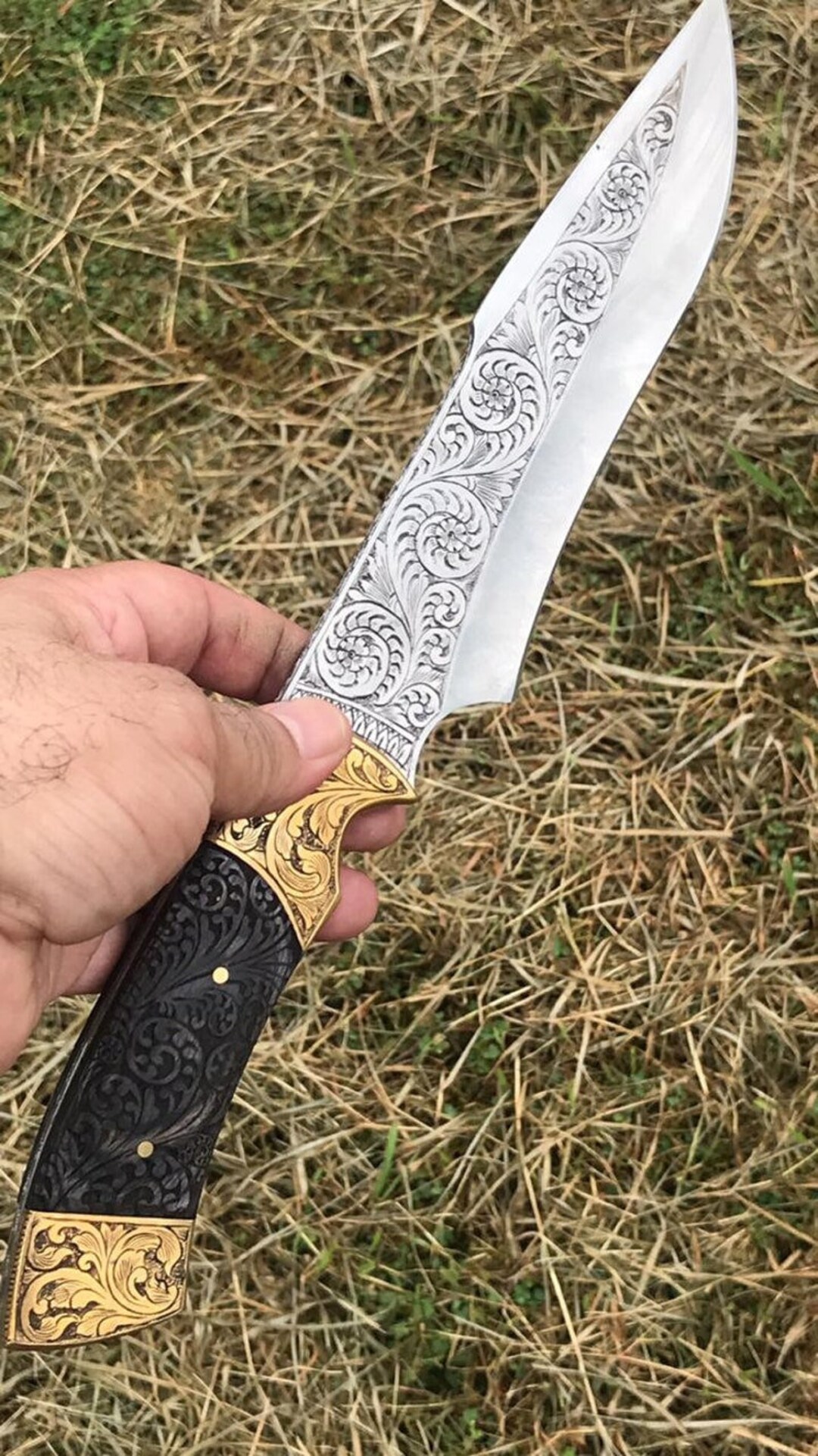 Custom Made Stuning Knife D2 Deep Hand Engraved Knife With Custom Made ...
