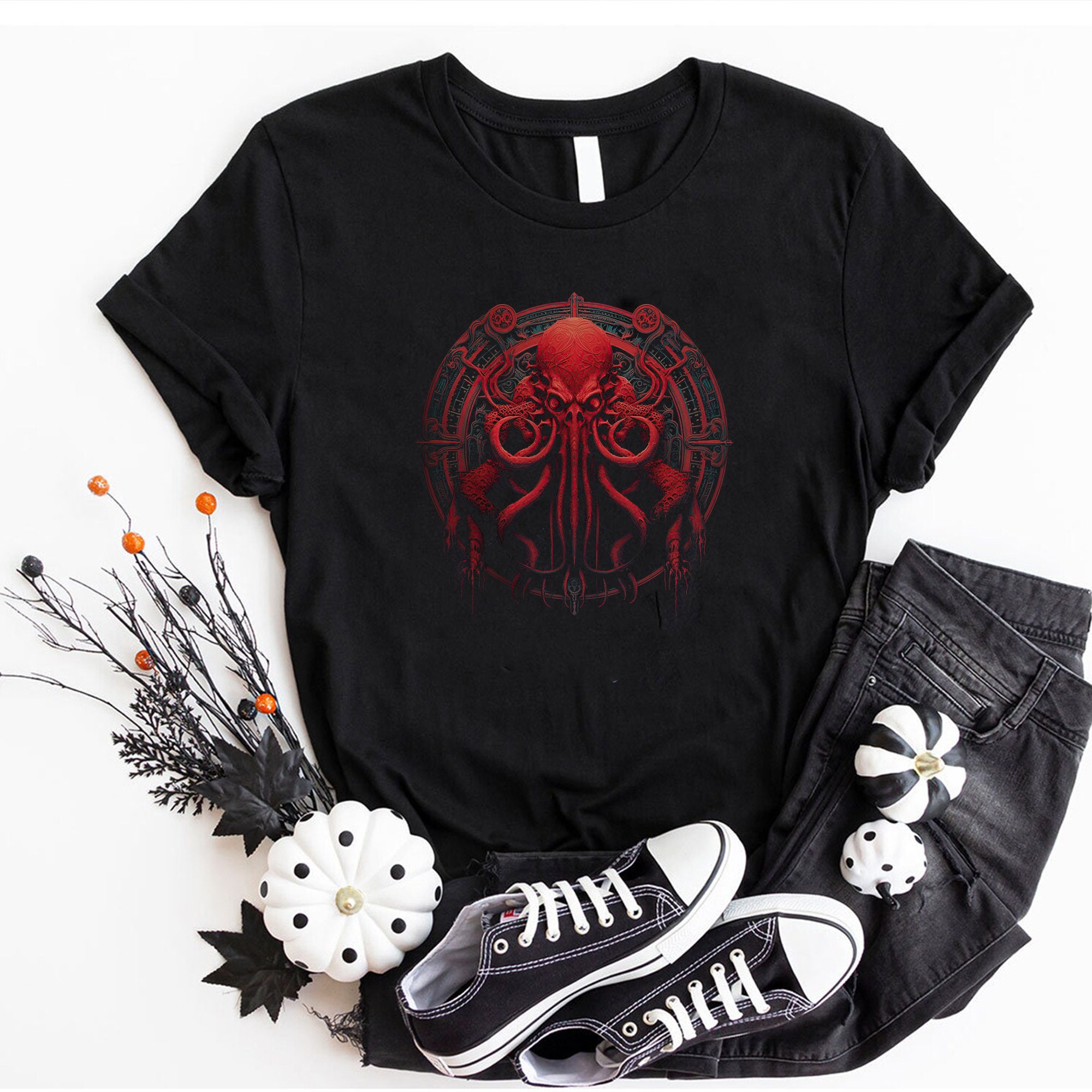 Red Cthulhu Graphic Tshirt/hp Lovecraft T-shirt/cthulhu Tee/call of ...